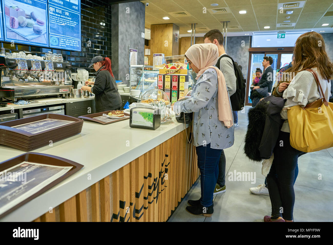 Mccafe counter hi-res stock photography and images - Alamy
