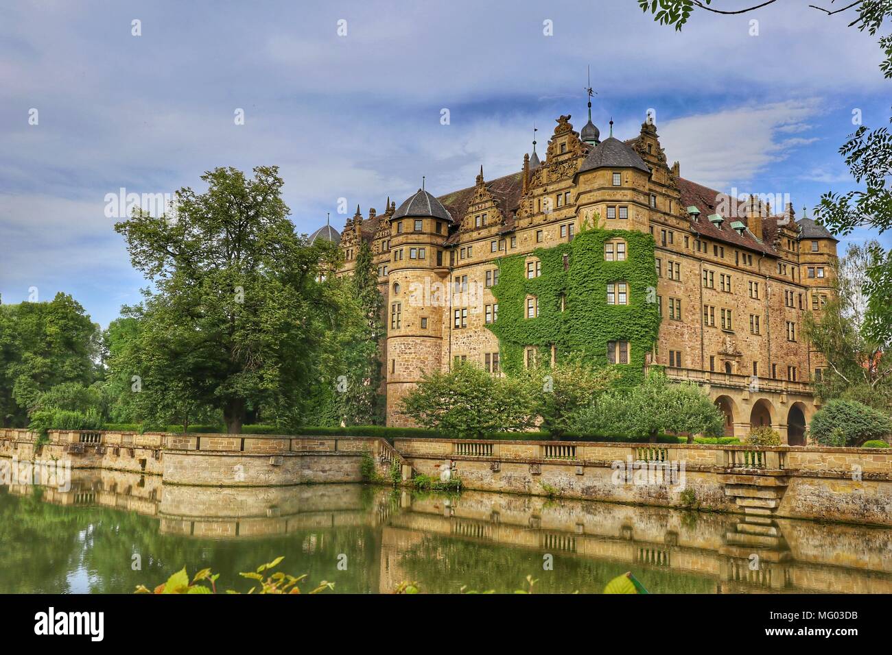 Renaissanceschloss hi-res stock photography and images - Alamy