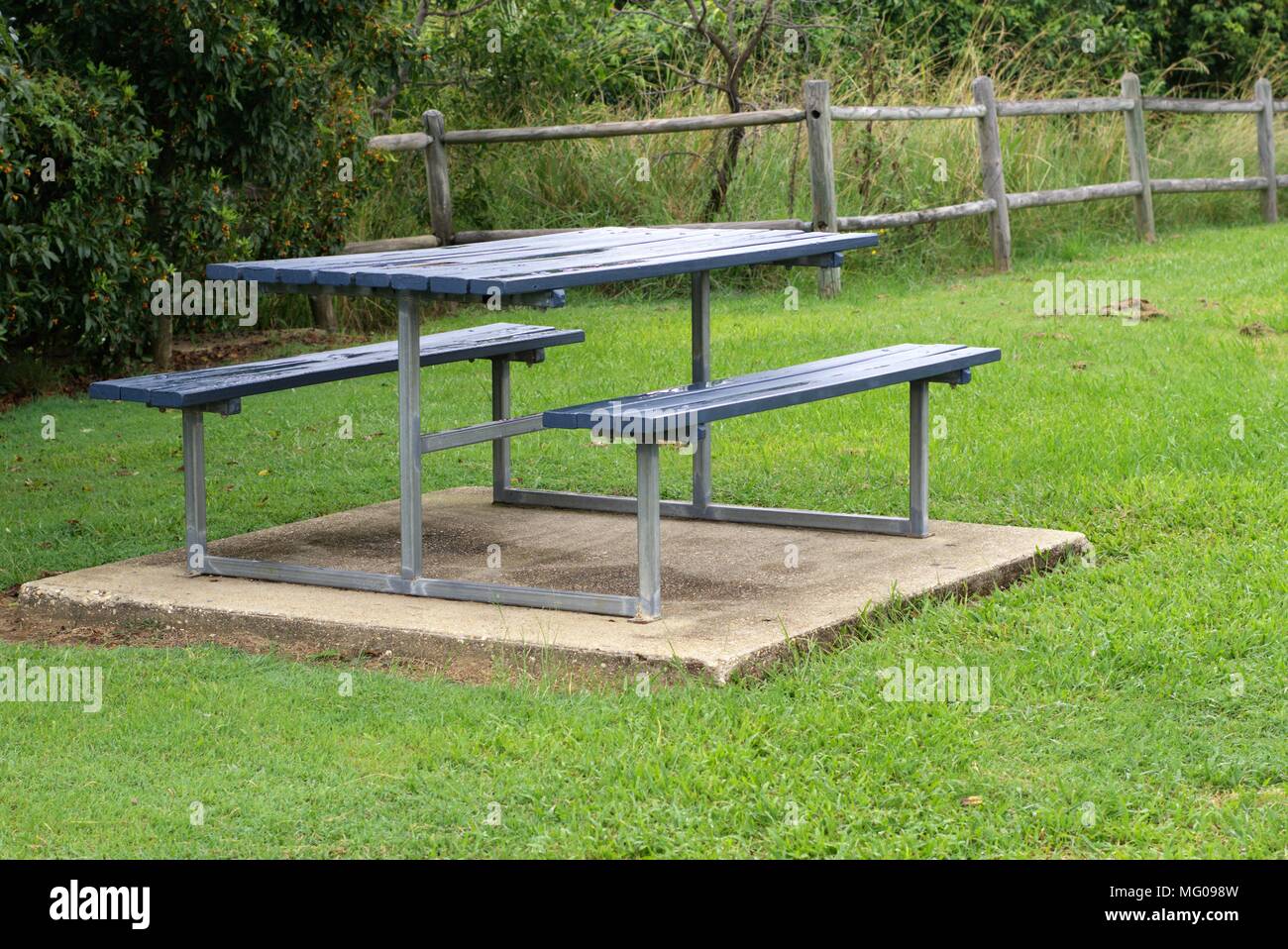 Wooden bench and wooden table in park in Australia Stock Photo - Alamy