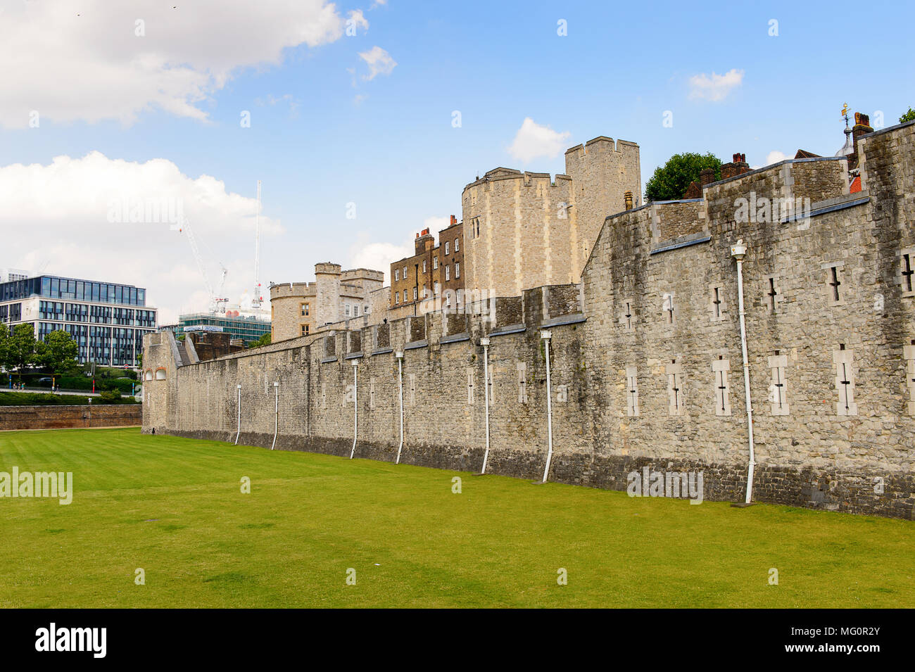 Exterior of the Tower of London (Her Majesty's Royal Palace and ...