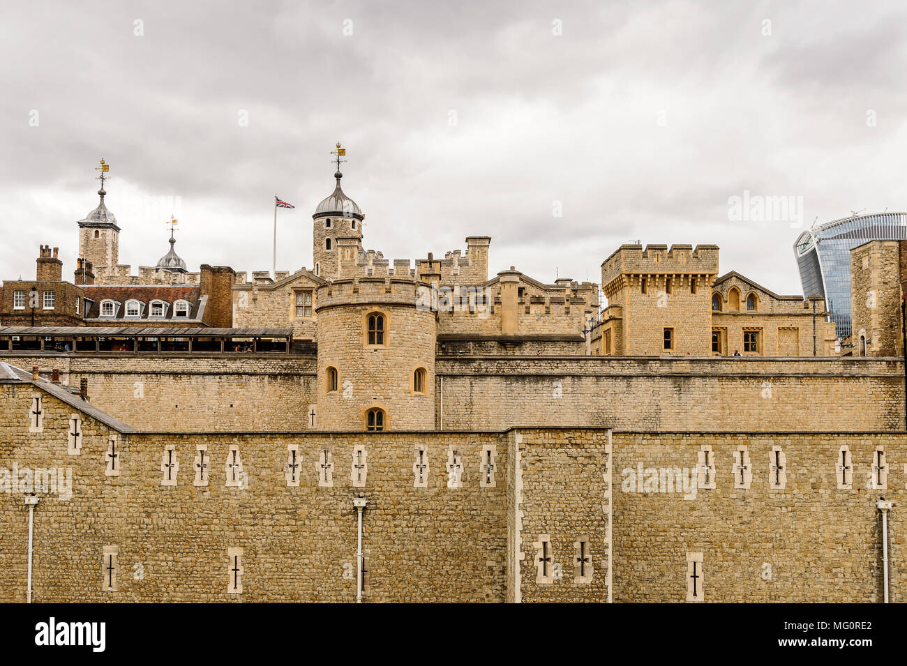 Tower of London (Her Majesty's Royal Palace and Fortress of the Tower ...