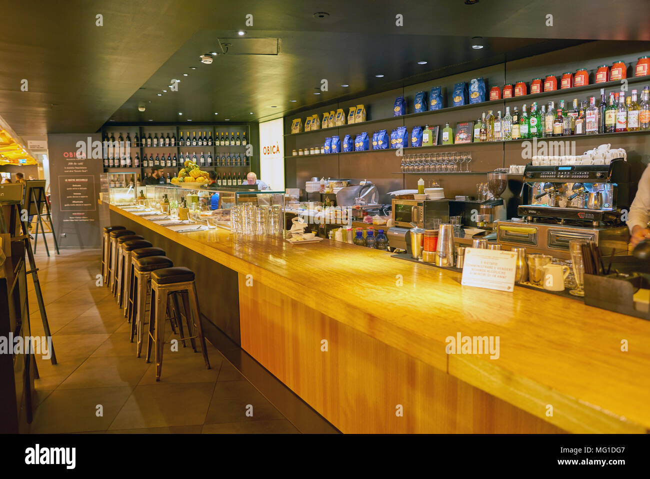 La rinascente food hall hi-res stock photography and images - Alamy