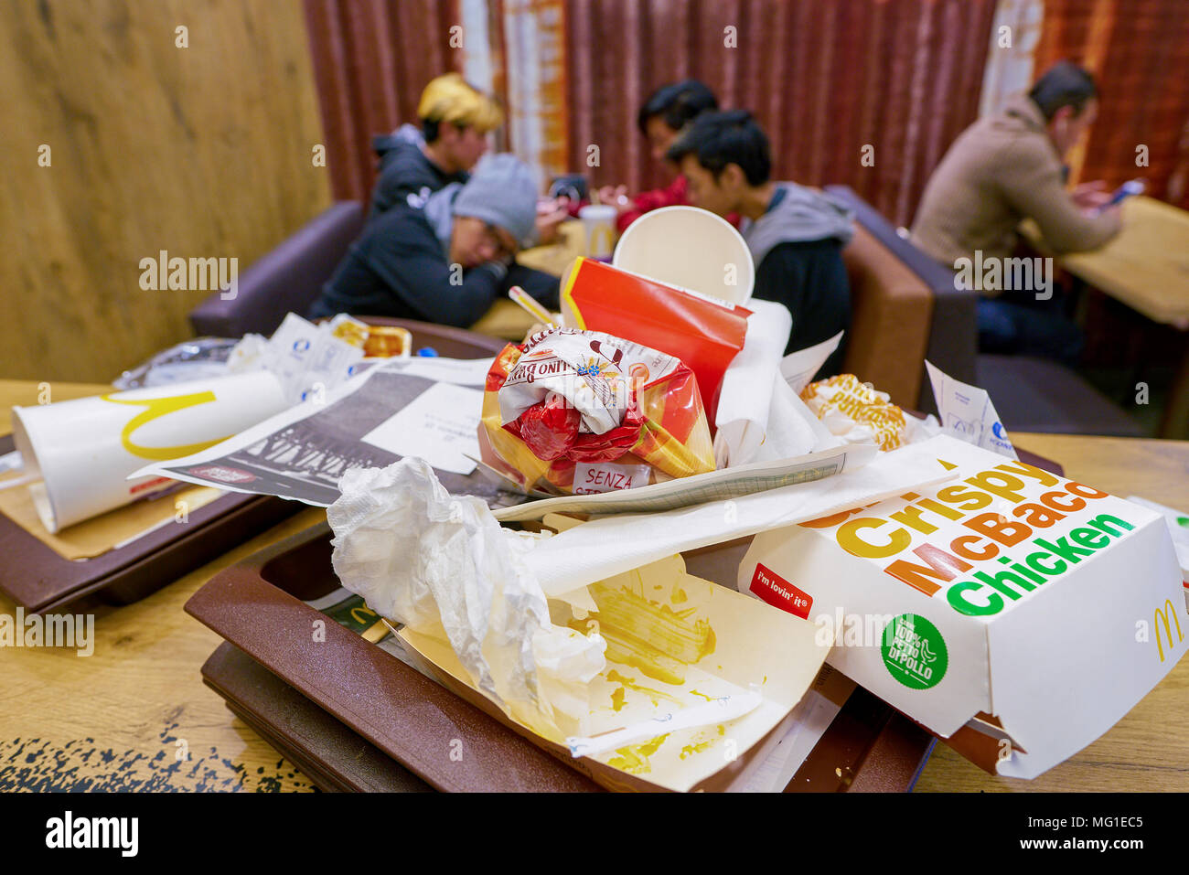 Milan food waste hi-res stock photography and images - Alamy