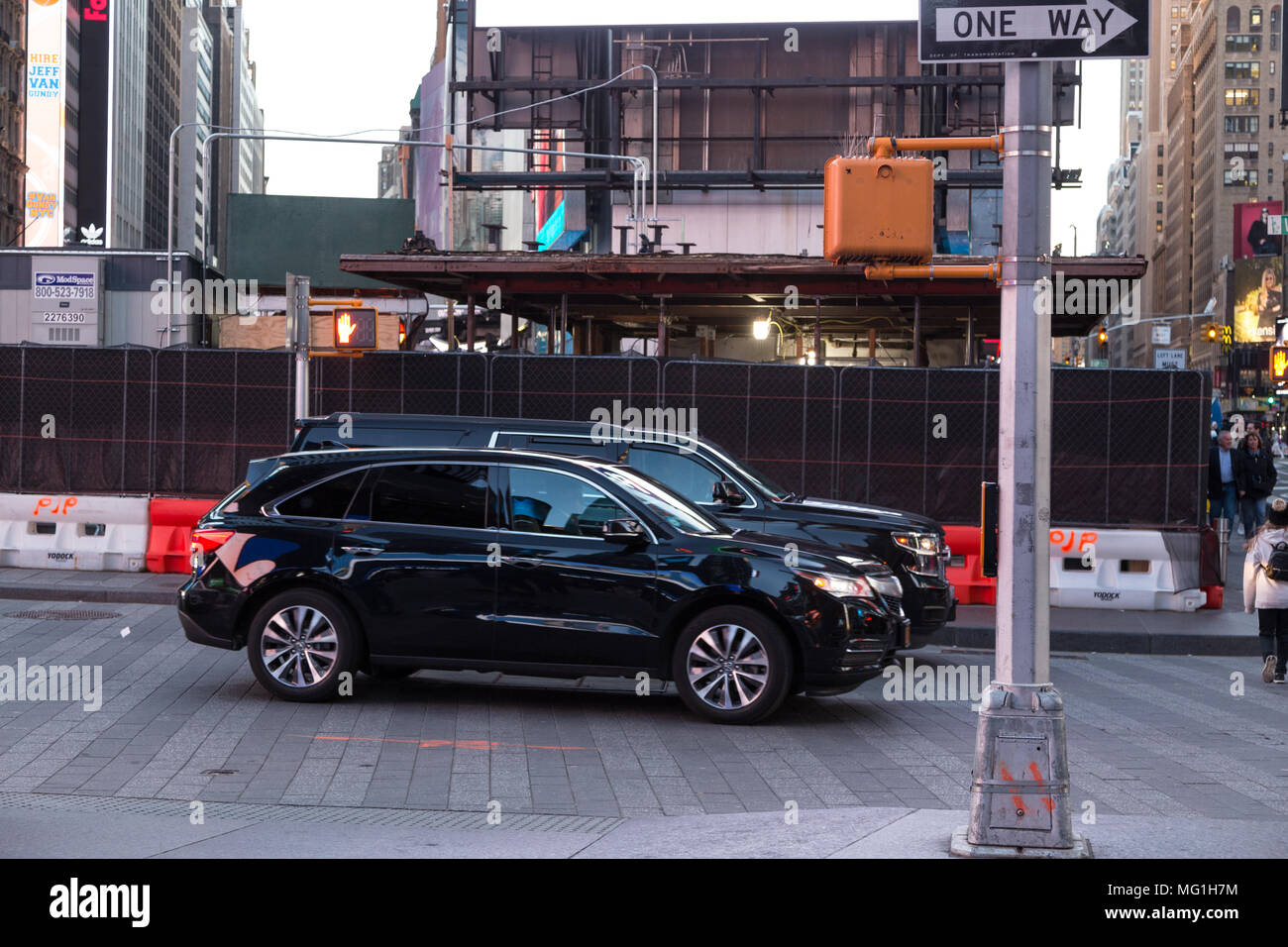 City suv hi-res stock photography and images - Alamy