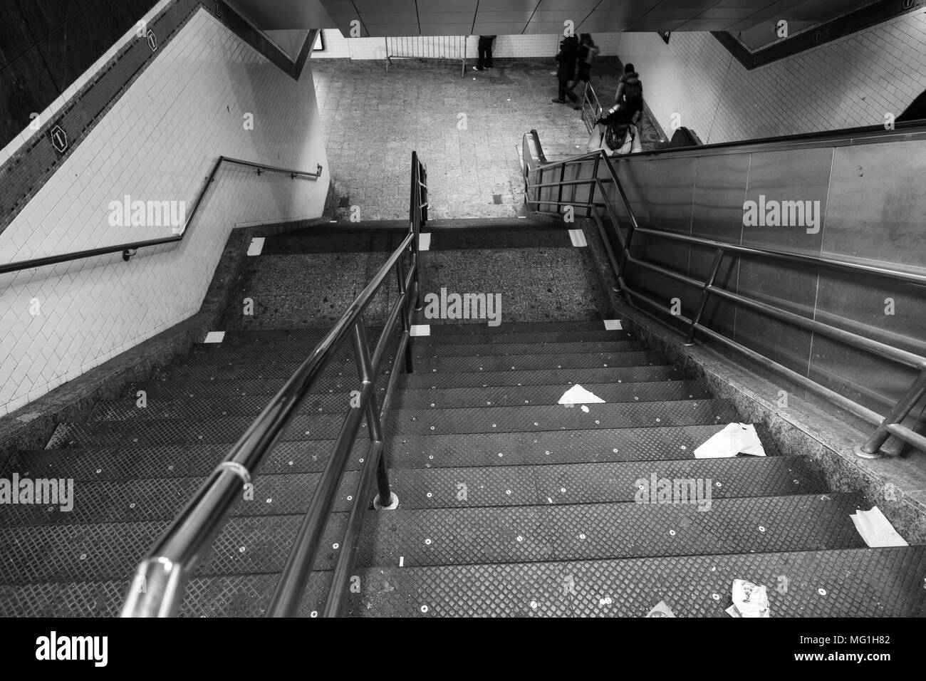 Tunnel stairs subway steps hi-res stock photography and images - Alamy
