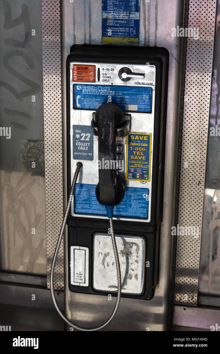 Pay phone booth hi-res stock photography and images - Alamy