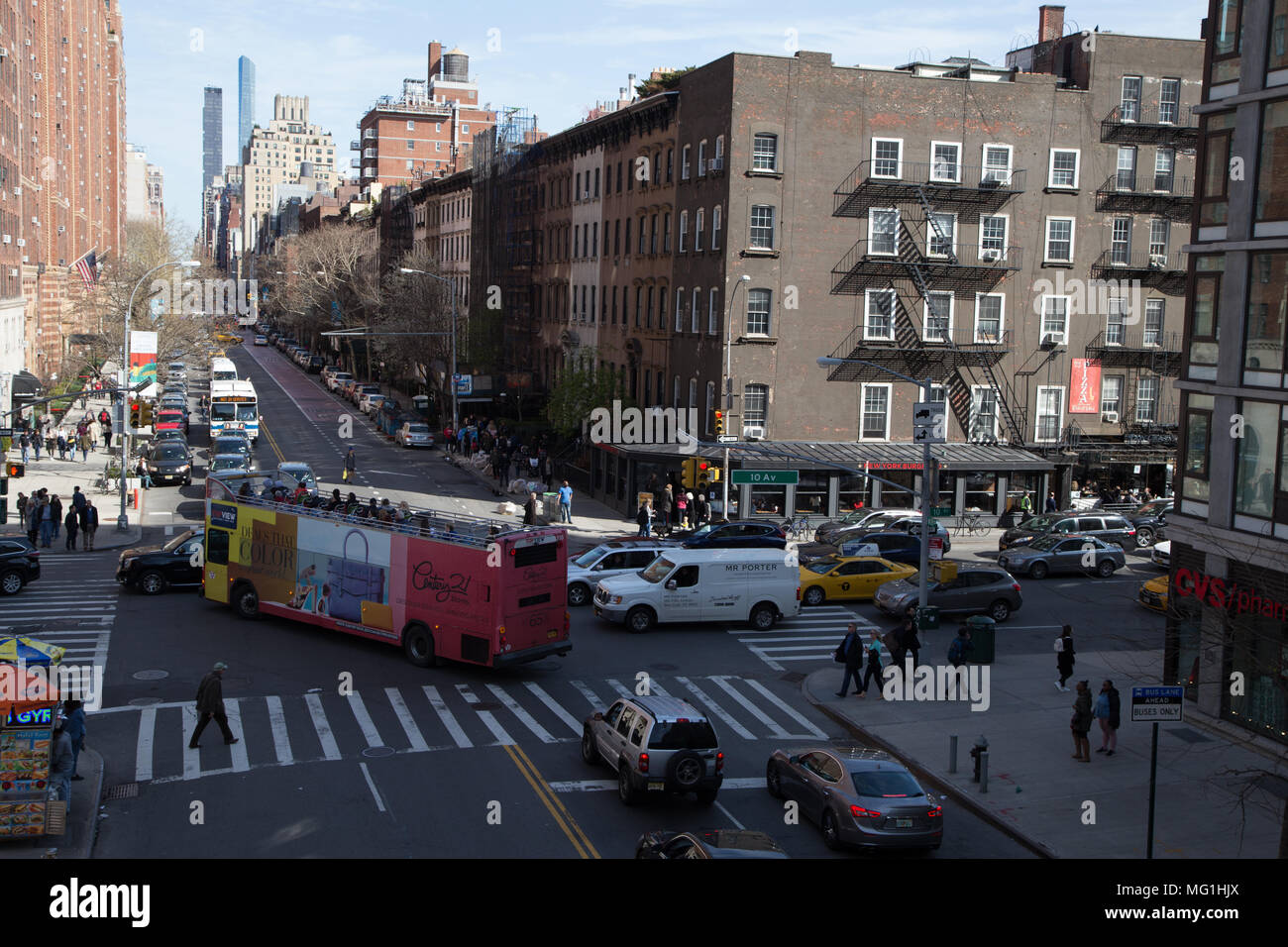 New York City Tour Bus Stock Photo - Alamy