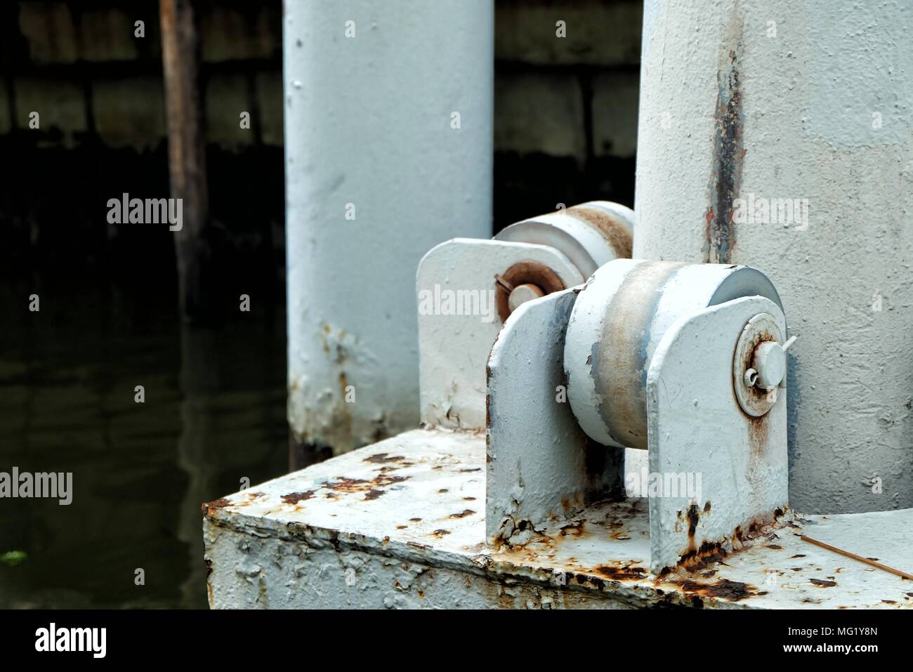Floating Dock Pole Stock Photo - Alamy