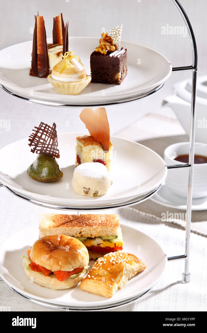 afternoon tea set Stock Photo - Alamy