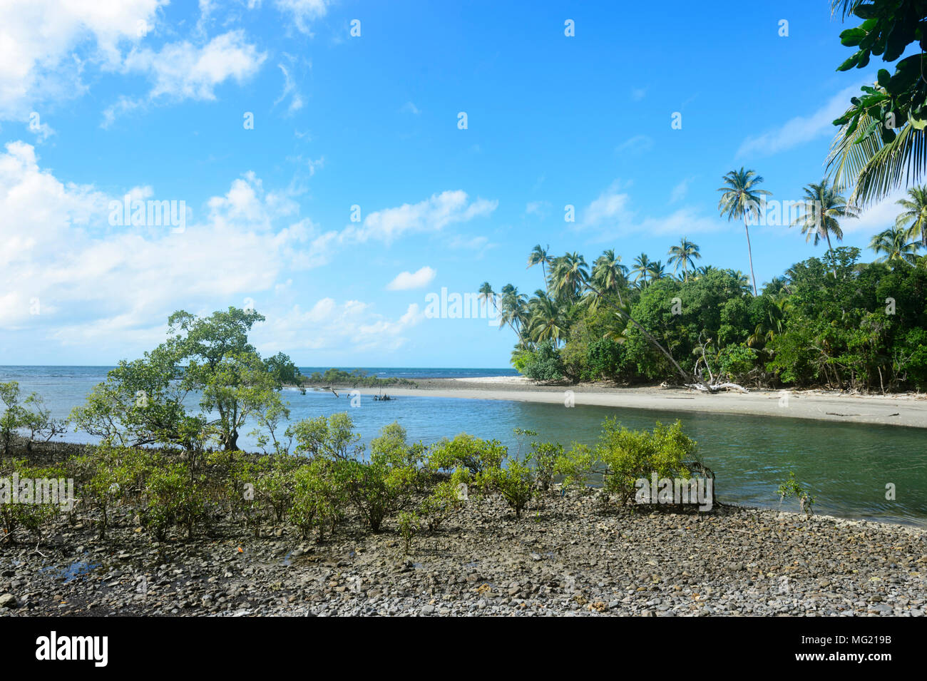 Estuary aerial australia hi-res stock photography and images - Alamy