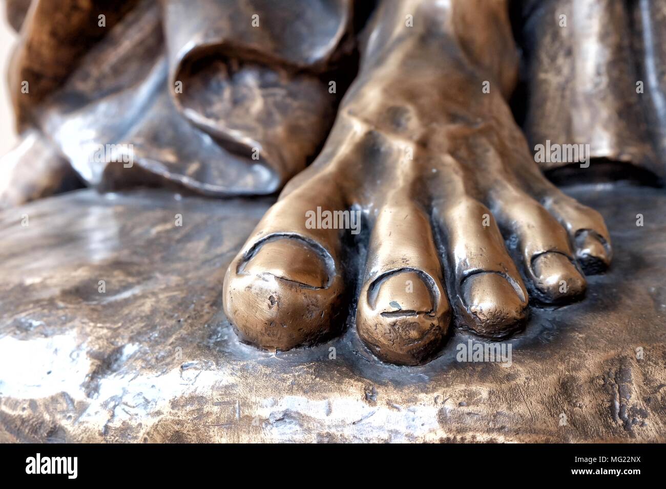 Close up Foot of Bronze Statue Stock Photo - Alamy