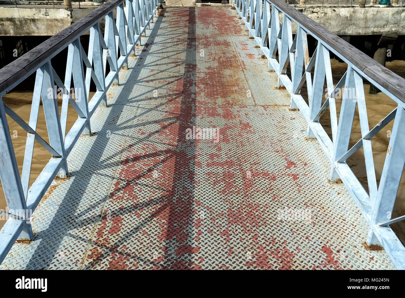 Diamond Plate Pathway to Pier Stock Photo - Alamy
