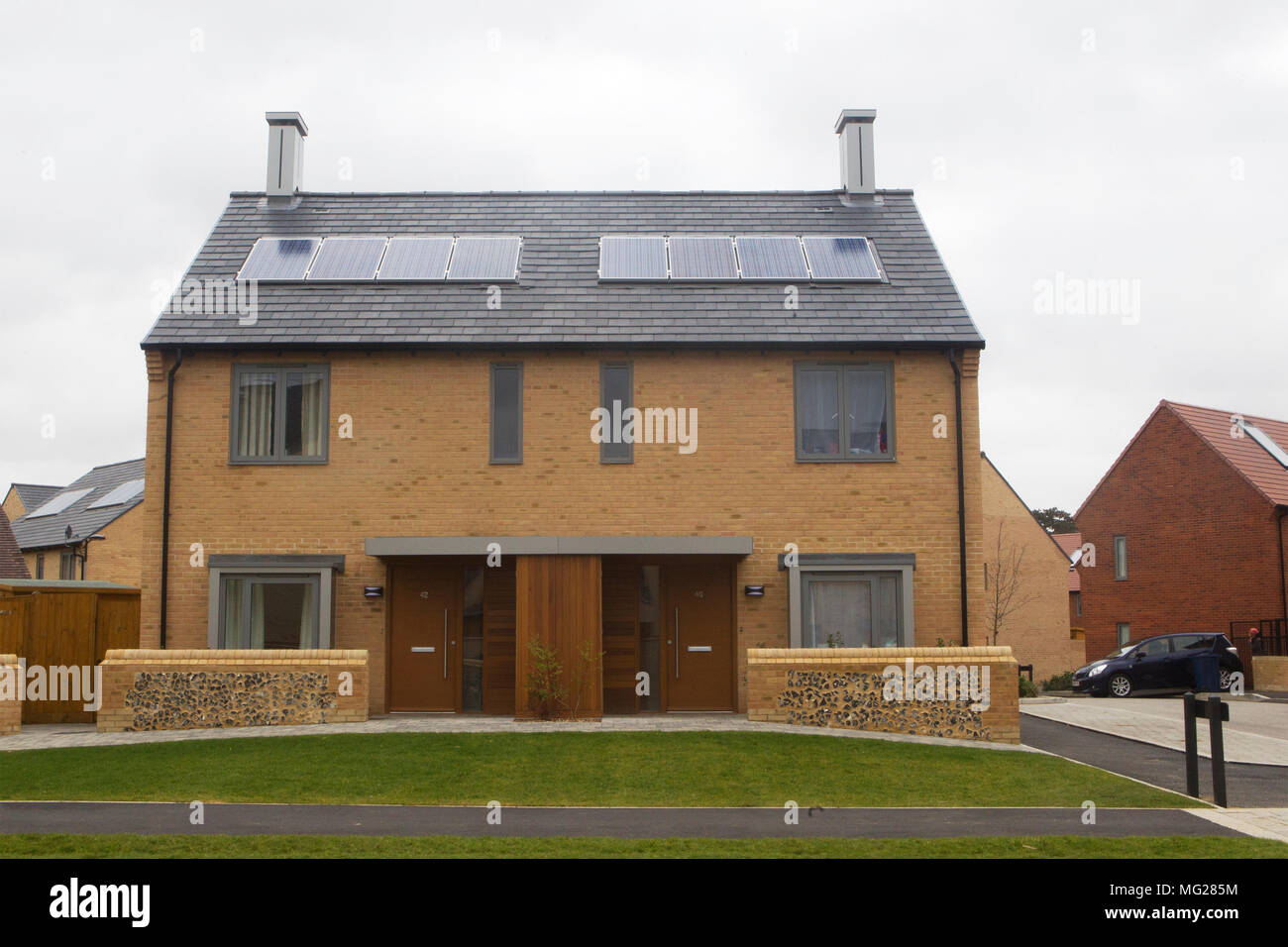 New homes being built in Cambridge with solar panels Stock Photo - Alamy