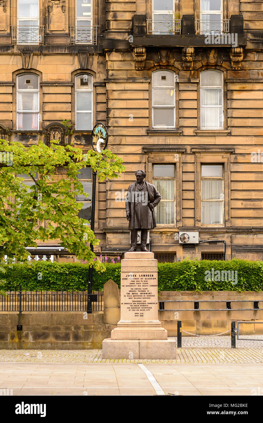 Architecture of the catherdal quarter of Glasgow, Scotland Stock Photo ...
