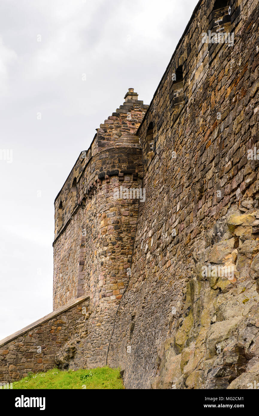 Johnston terrace edinburgh castle hi-res stock photography and images ...