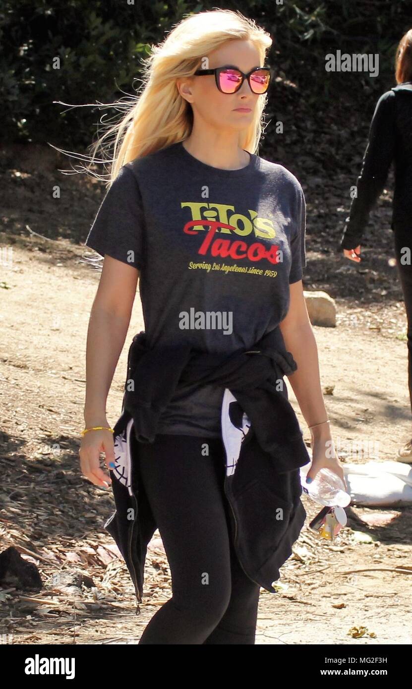 Holly Madison hiking at Runyon Canyon in Hollywood Hills with a friend ...
