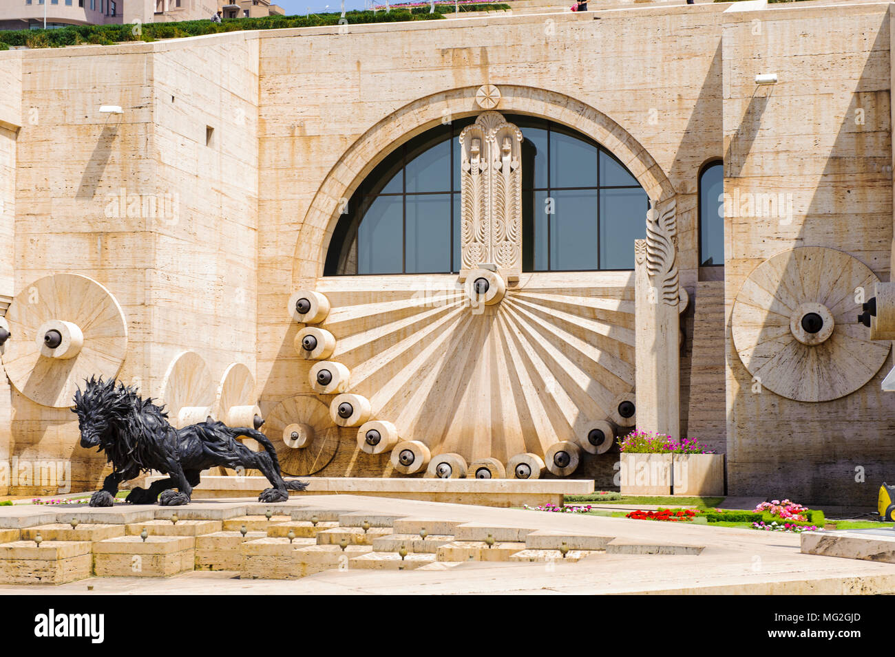 Modern art statue of lion near the Yerevan Cascade, a giant stairway in ...
