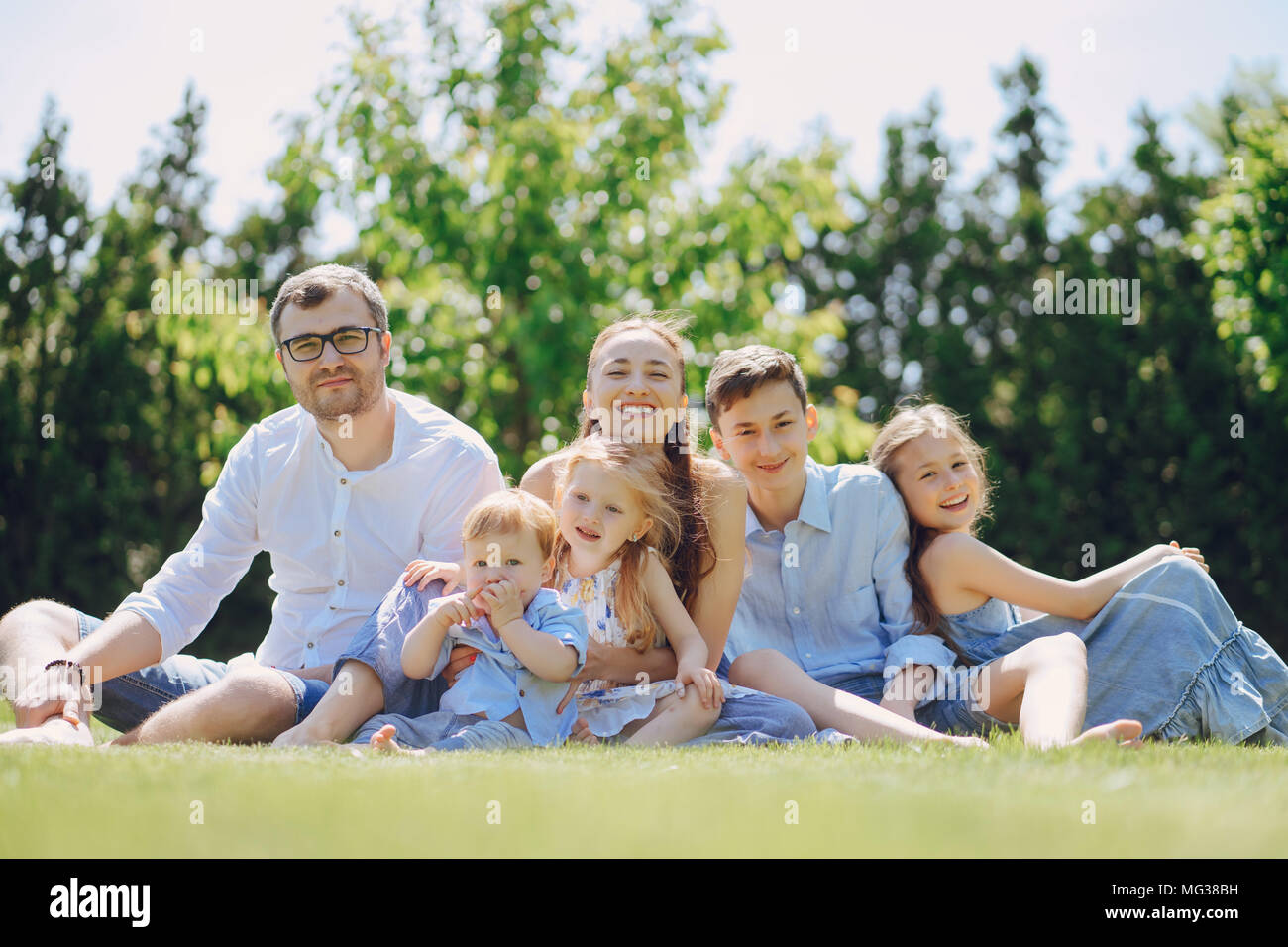 Big happy family Stock Photo - Alamy