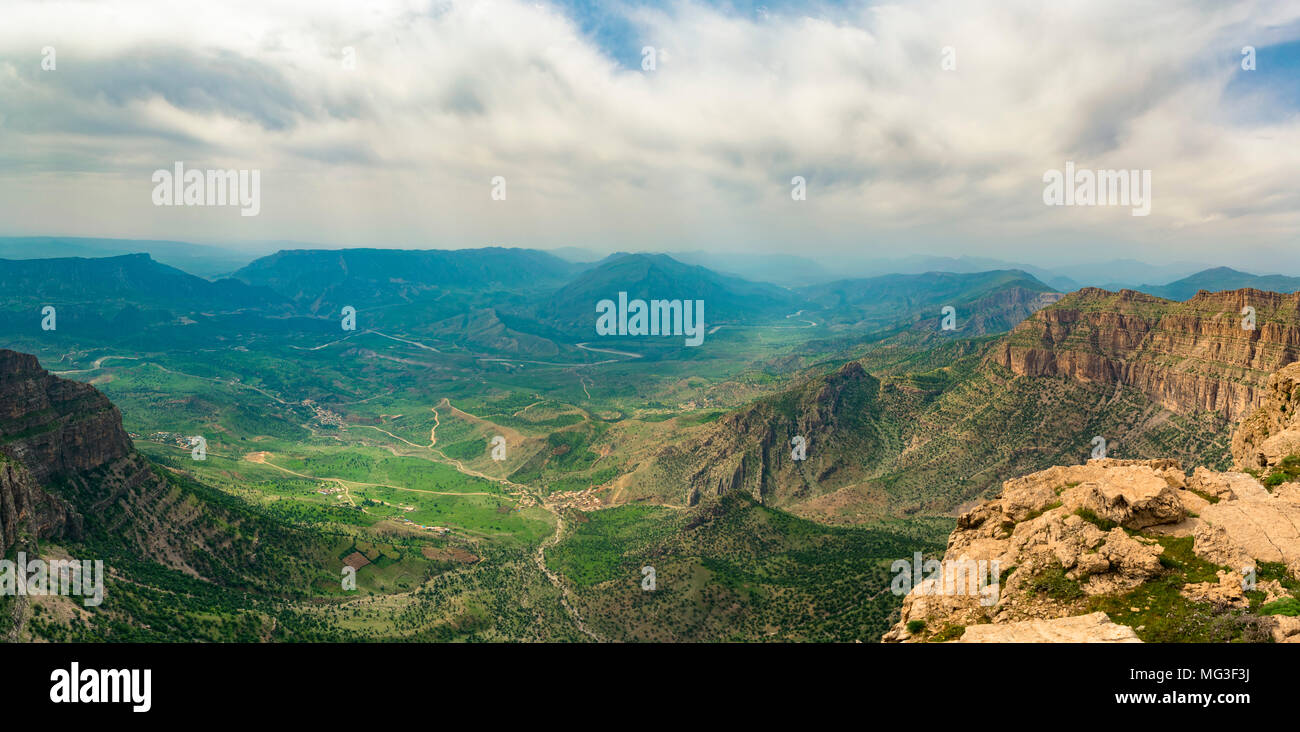 Mountai top hi-res stock photography and images - Alamy