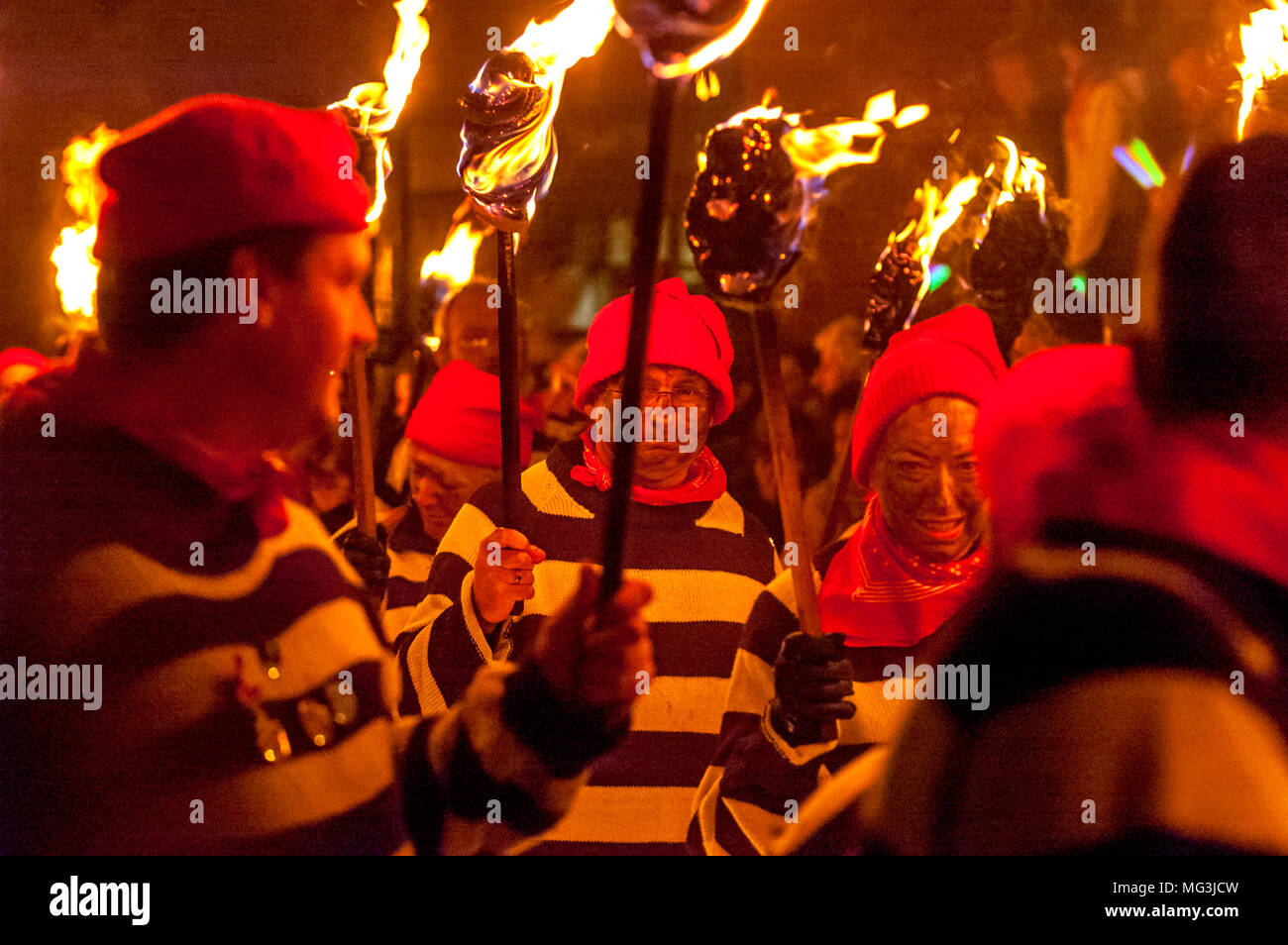 Lewes bonfire night parade Stock Photo - Alamy