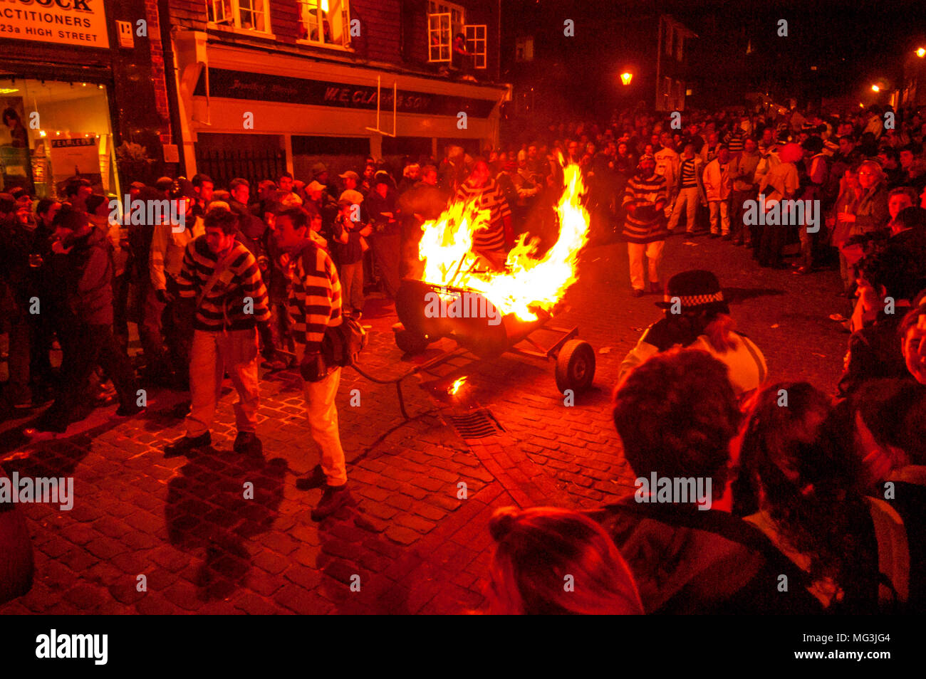Lewes bonfire night parade Stock Photo - Alamy