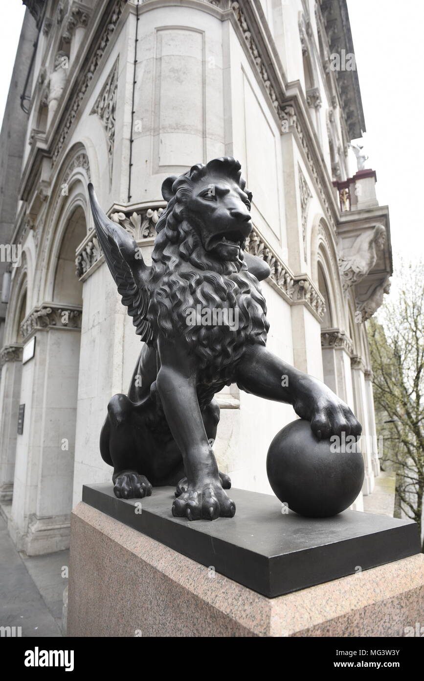 Winger lion on holborn viaduct hi-res stock photography and images - Alamy