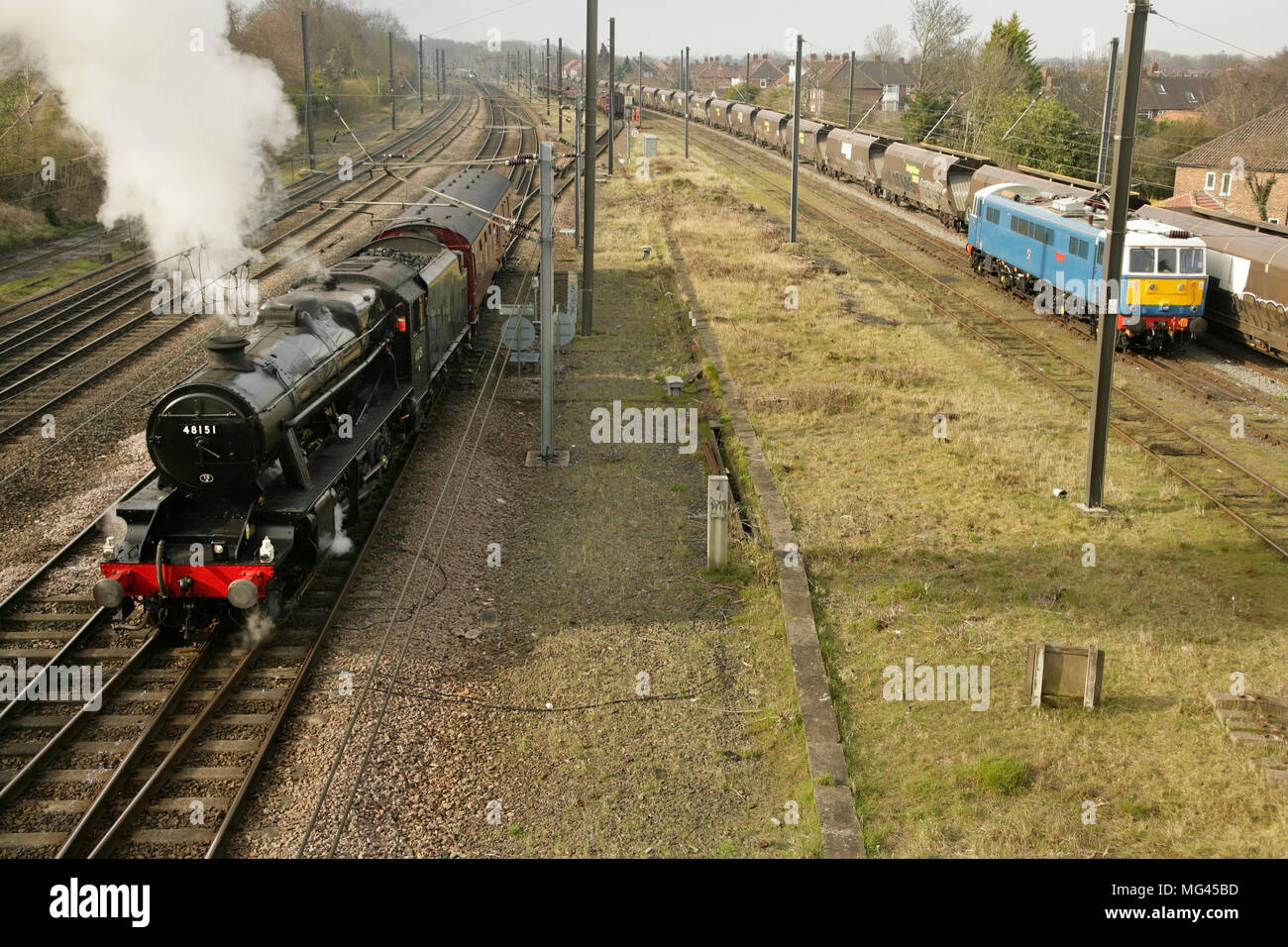 Preserved LMS Stanier class 8F steam locomotive no. 48151 and Class 86 ...