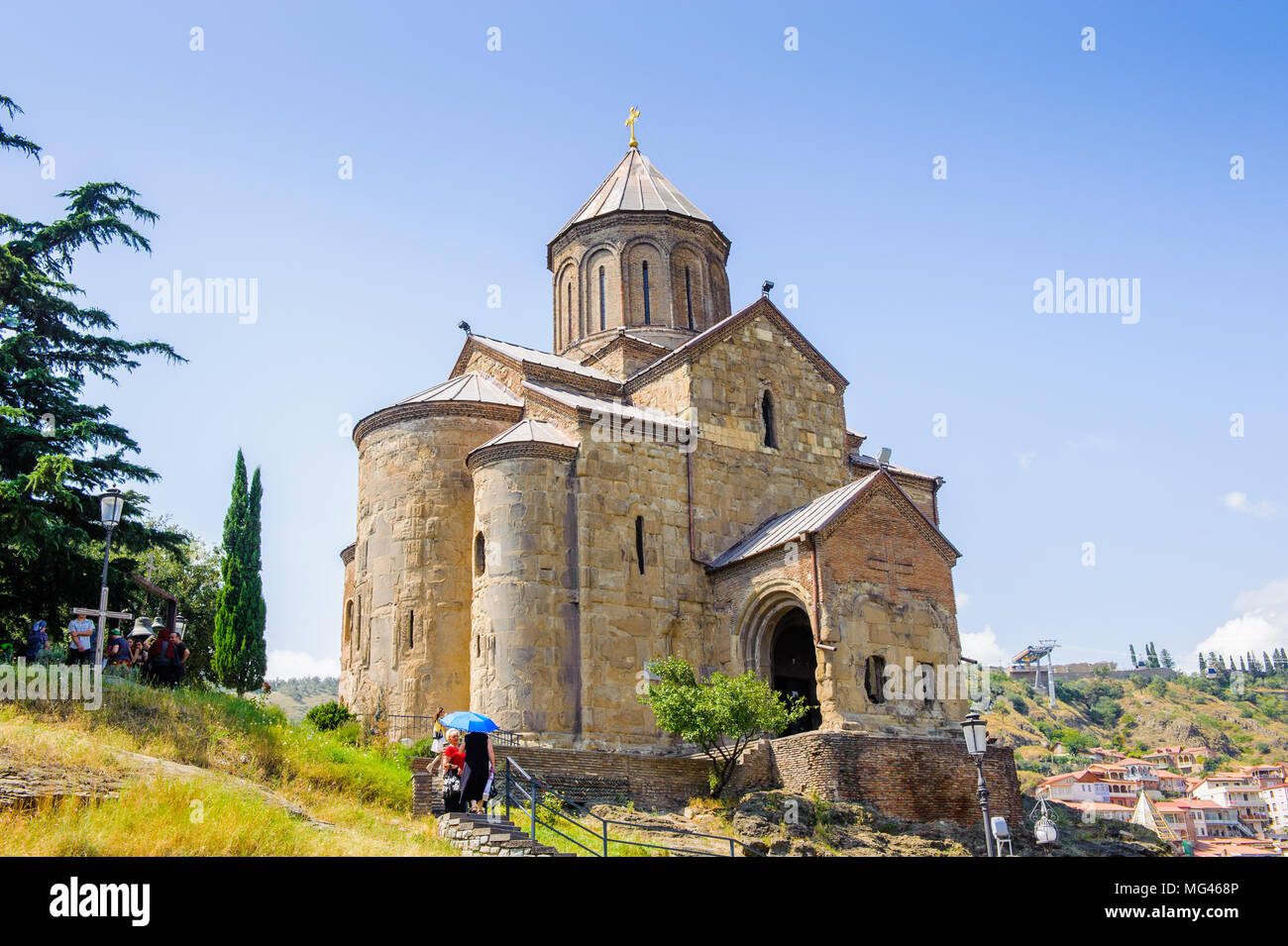 Metekhi Church on the elevated cliff that overlooks the Mtkvari river ...