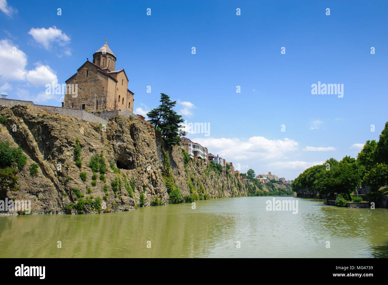 Metekhi Church on the elevated cliff that overlooks the Mtkvari river ...