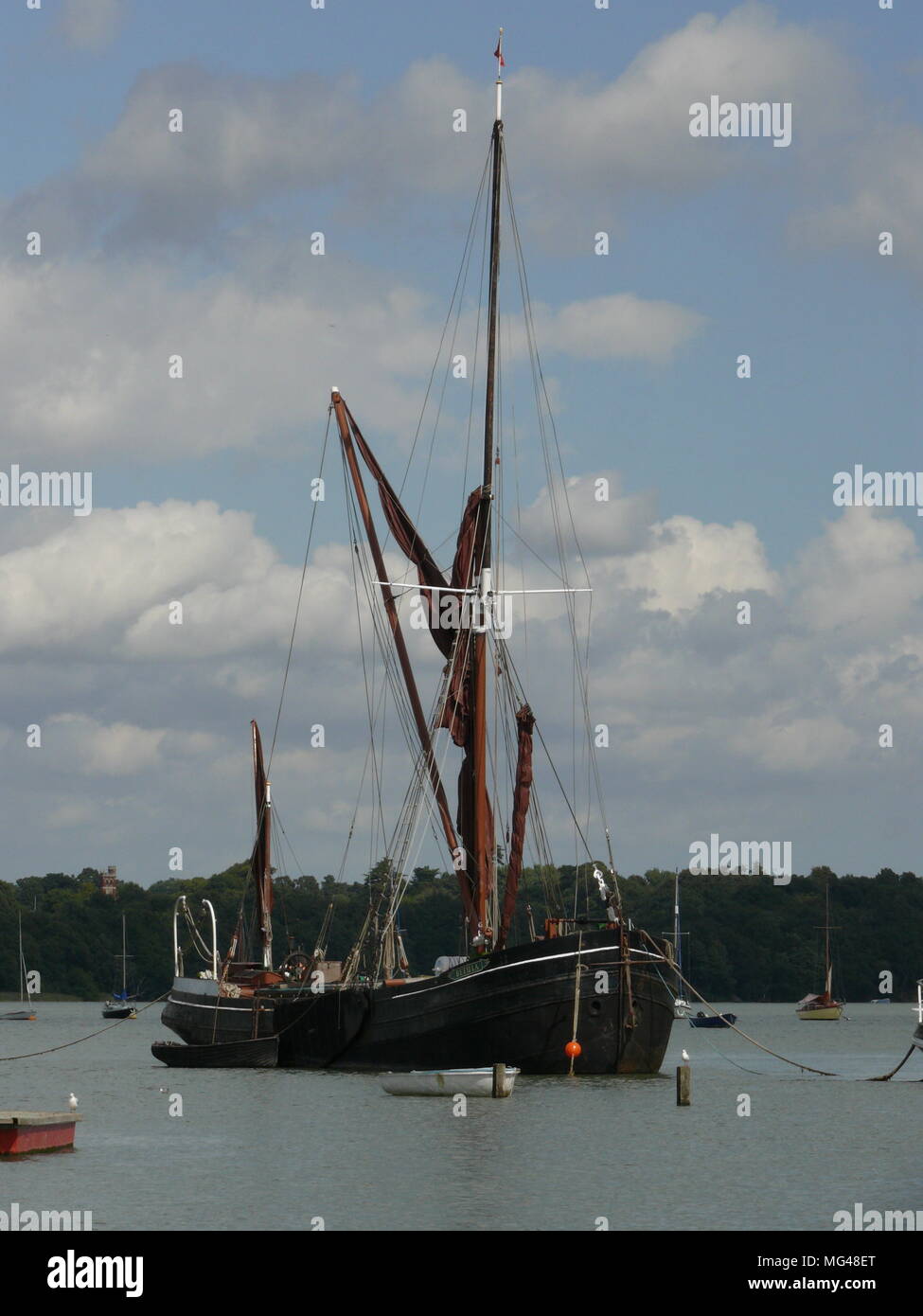 Thames barge race hi-res stock photography and images - Alamy