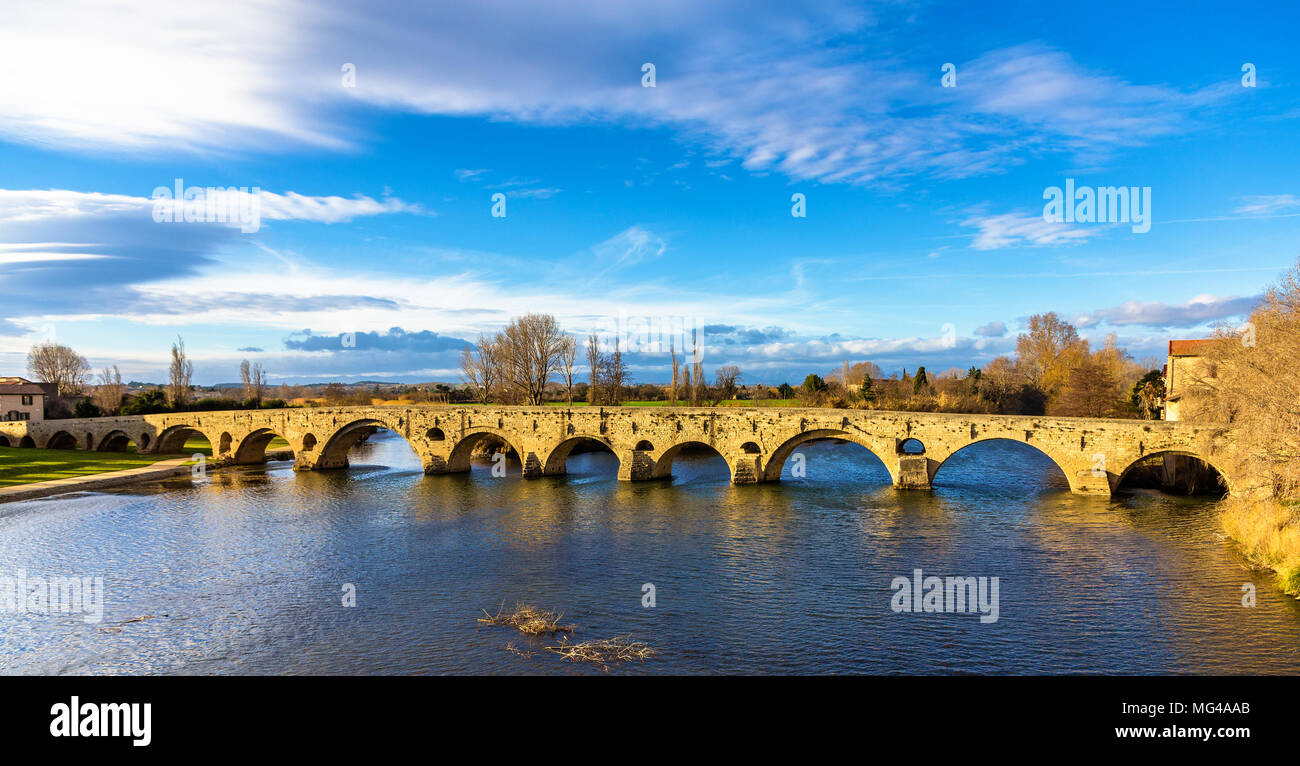 Old bridge over orb river hi-res stock photography and images - Alamy