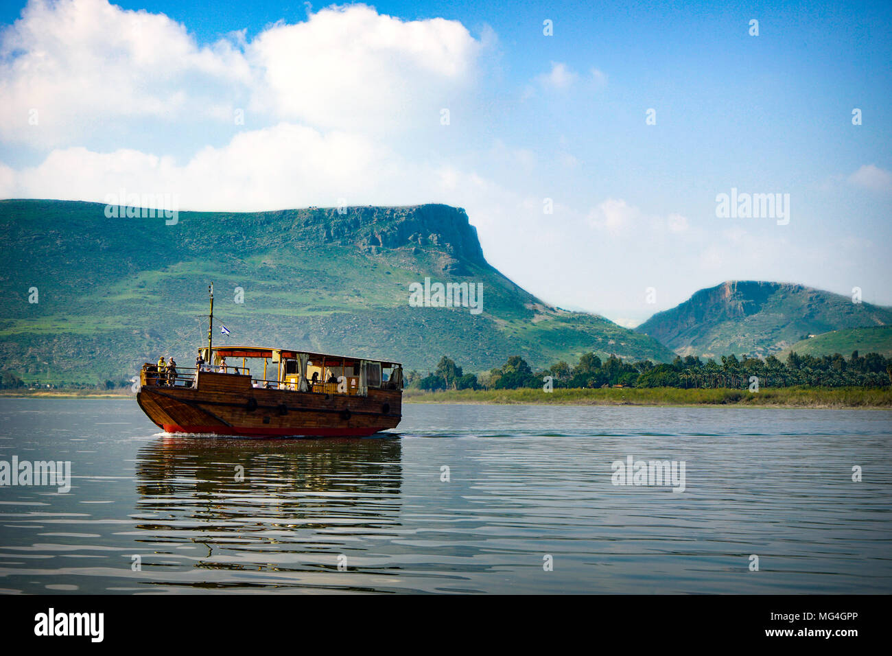 Sea of galilee boat jesus hi-res stock photography and images - Alamy