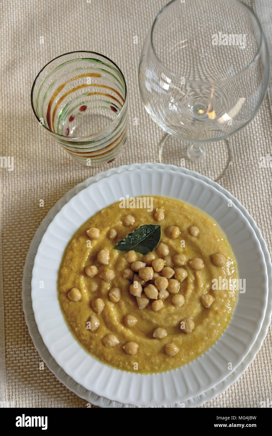 chickpea cream 11 Stock Photo - Alamy