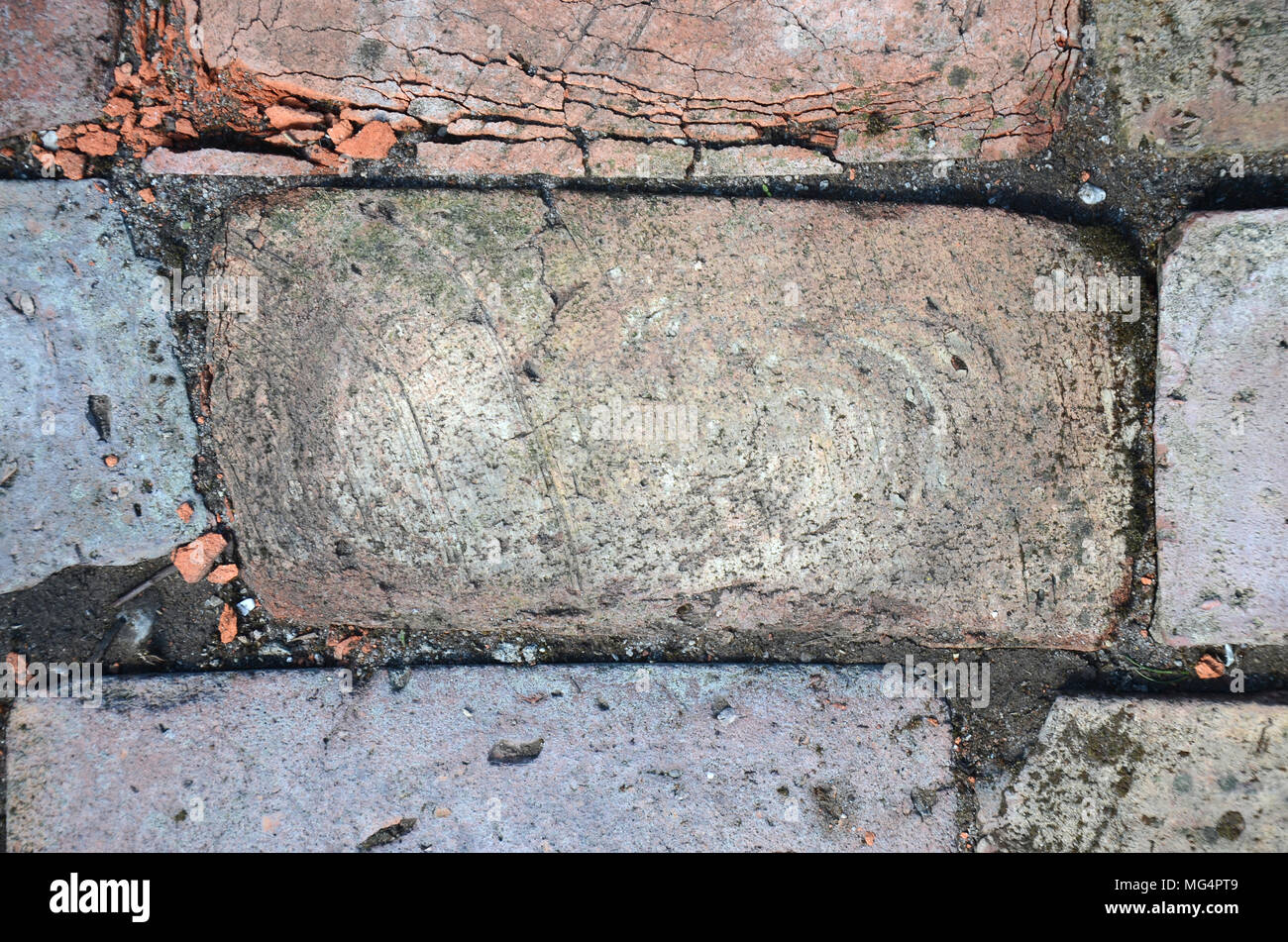 old destroyed brick in close-up destroyed by frost Stock Photo - Alamy