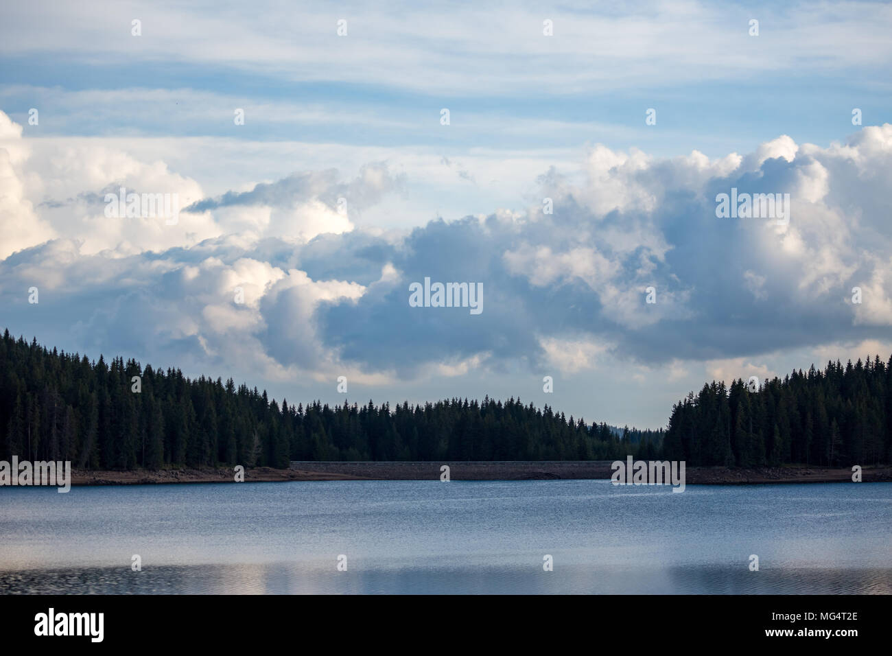 High contrast landscape image hi-res stock photography and images - Alamy