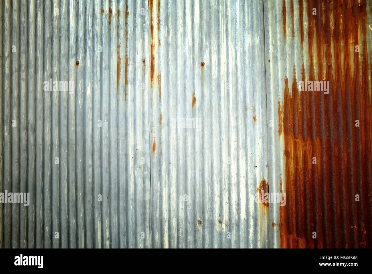Old Rusty Zinc Wall Texture Background Stock Photo - Alamy