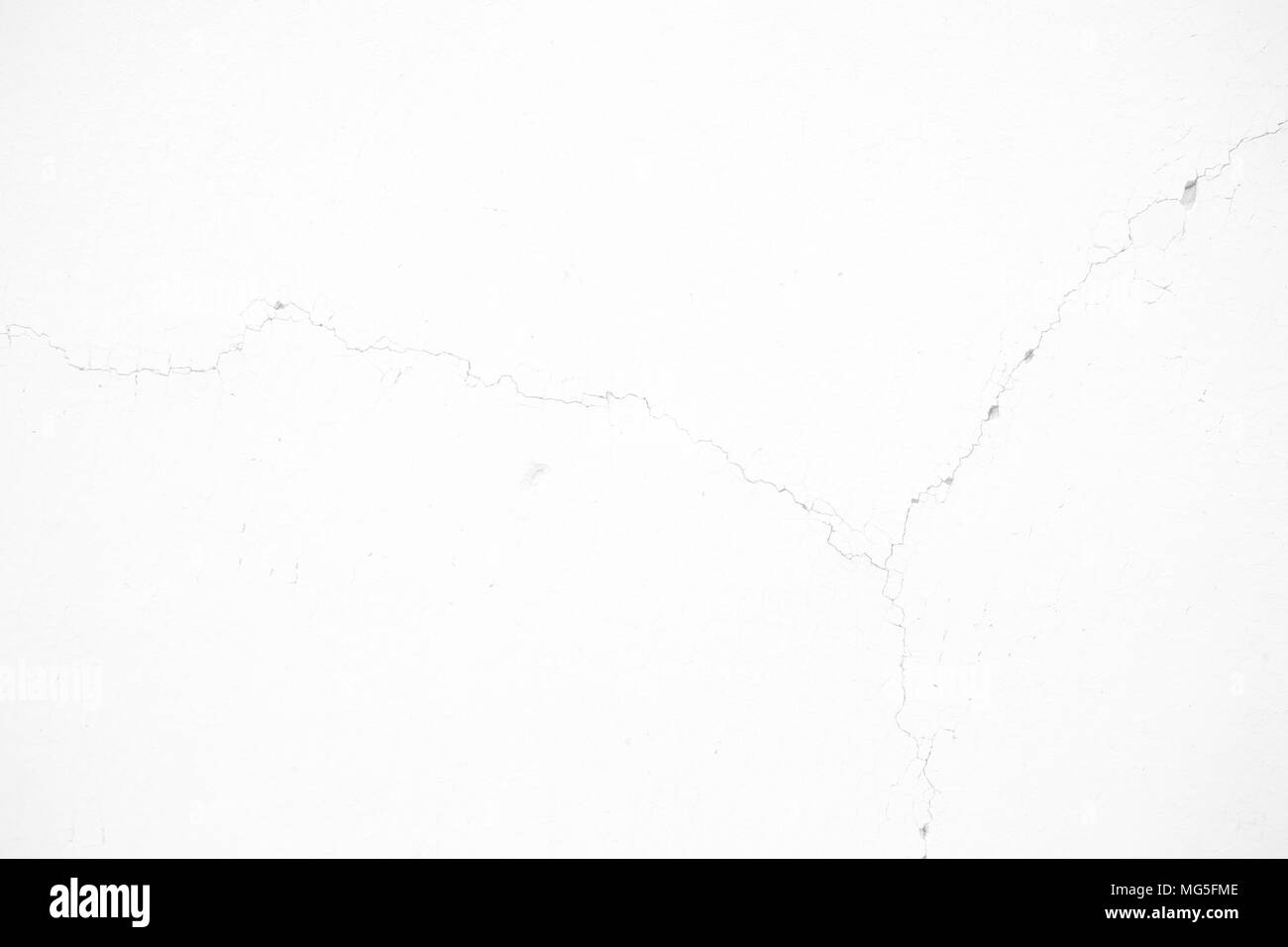 White Broken Concrete Wall Texture Background Stock Photo - Alamy