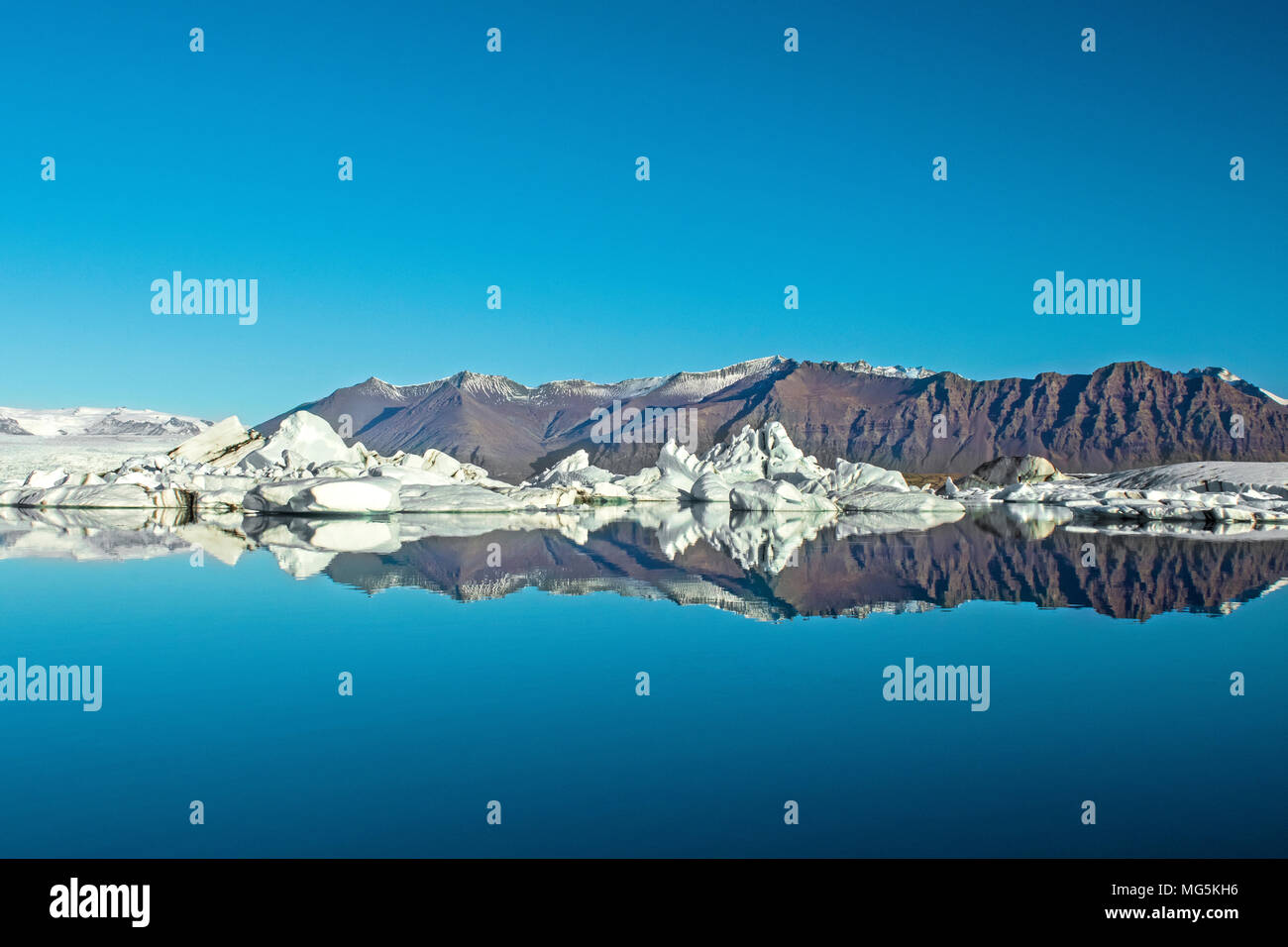 Crystal clear lagoon hi-res stock photography and images - Alamy