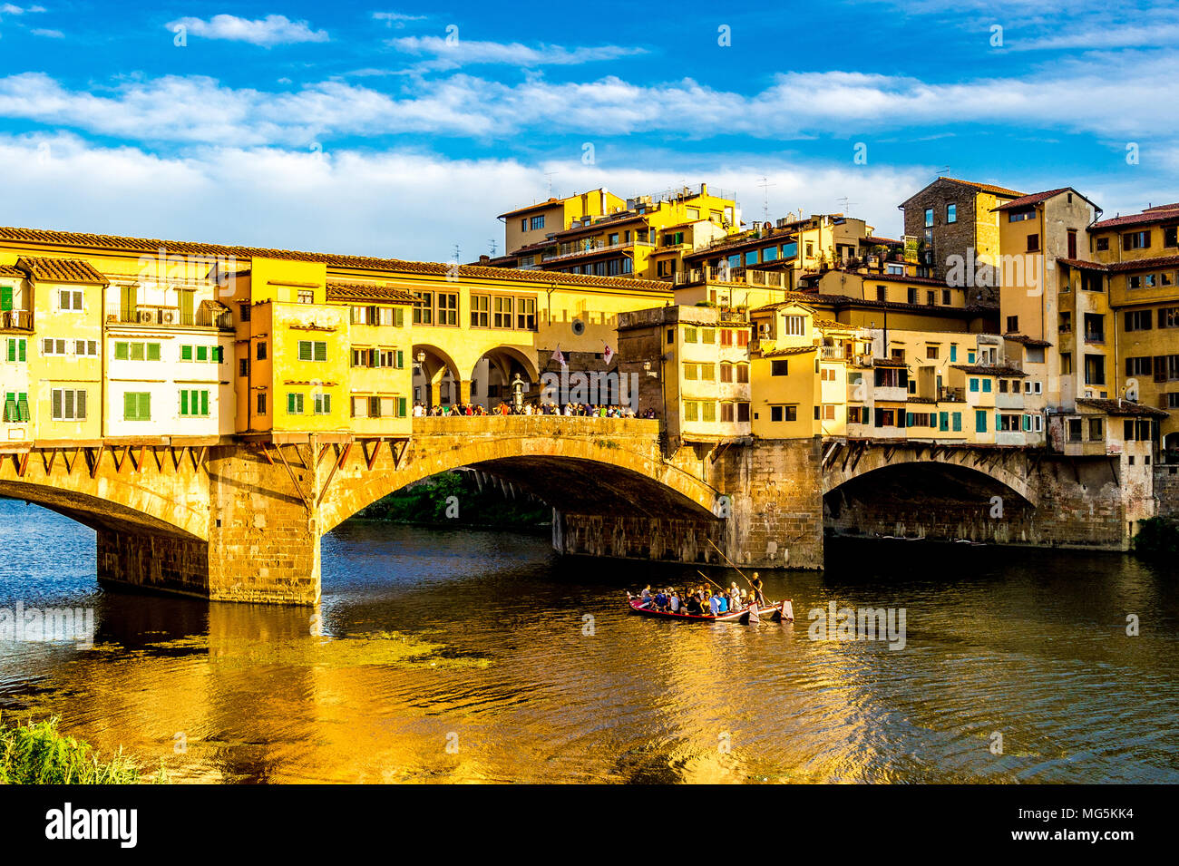Cities towns italy communes hi-res stock photography and images - Alamy