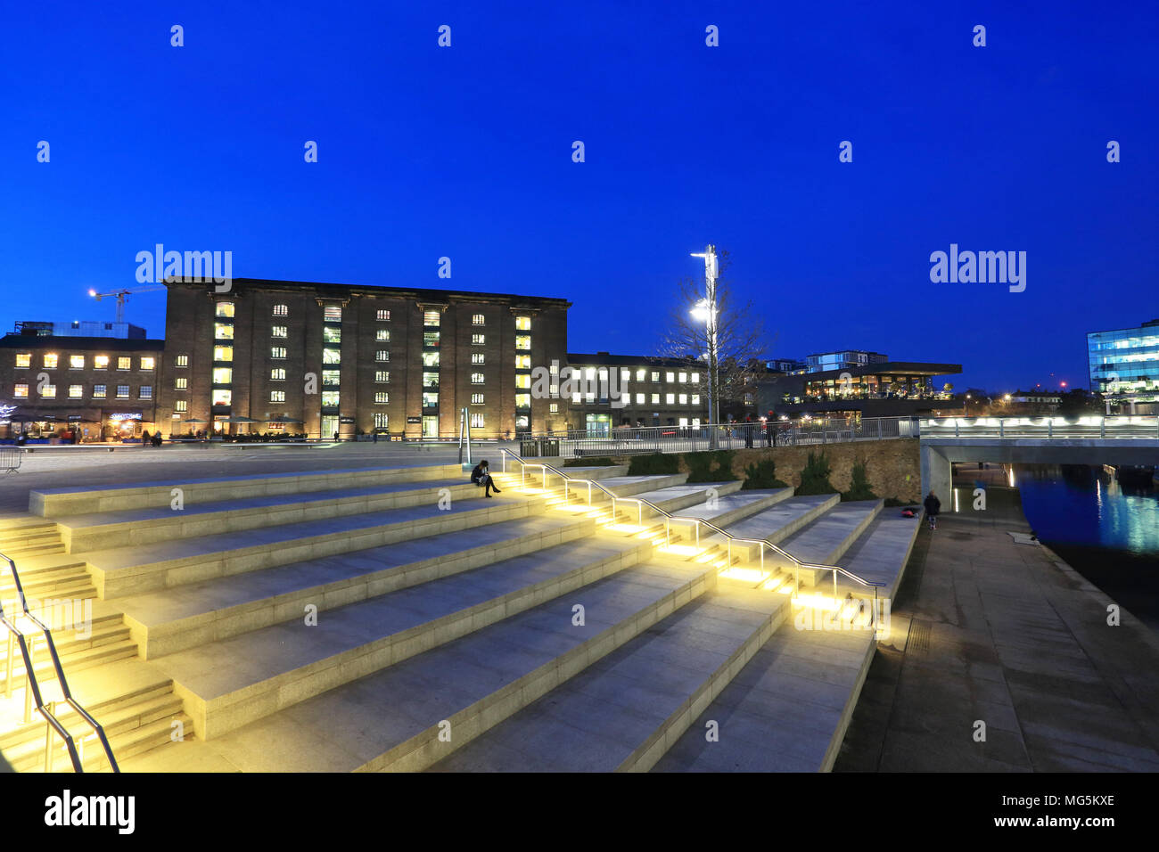 The steps by Granary Square, leading down to Regents Canal, at Kings ...