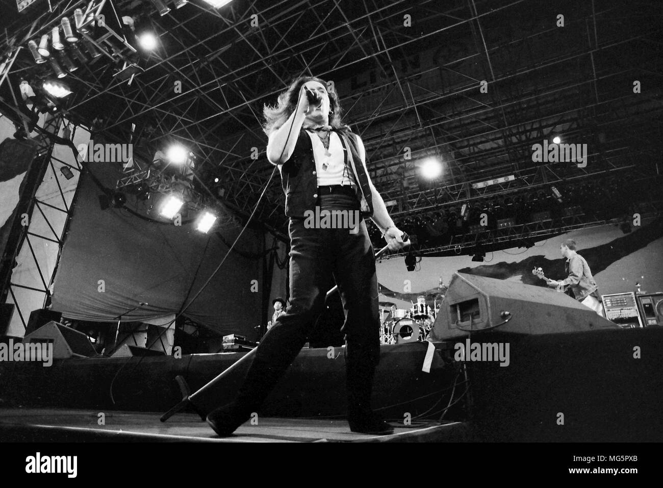 U2 classic pop concert Elland Road 1990/credit Simon Dewhurst for ...