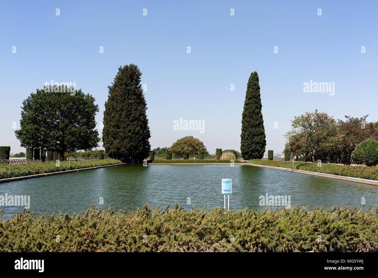 The reflecting pool or water basin in the centre of the rectangular ...