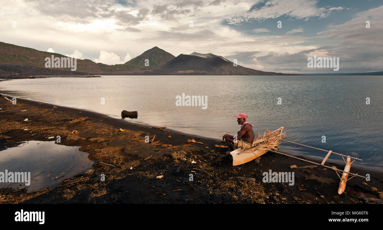 Rabaul caldera hi-res stock photography and images - Alamy