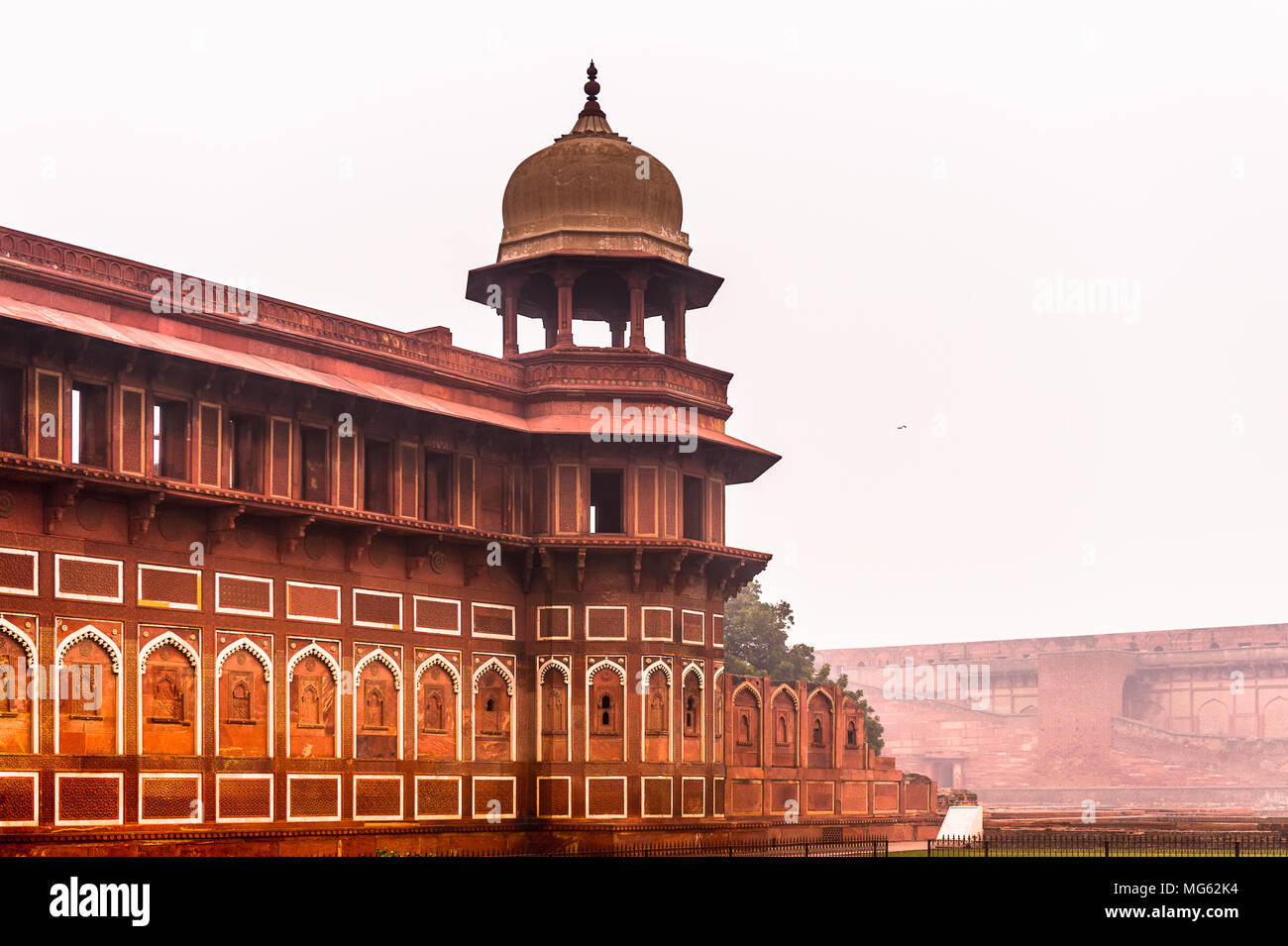 Jahangir Palace at the Red Fort of Agra, India. UNESCO World Heritage ...
