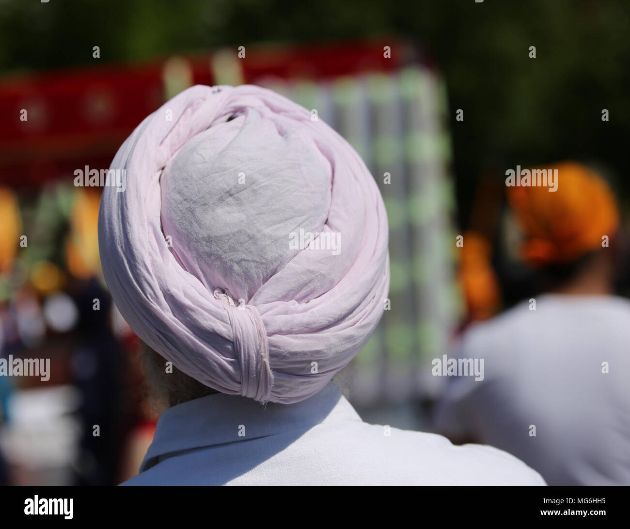 Sikh turban suit hi-res stock photography and images - Alamy