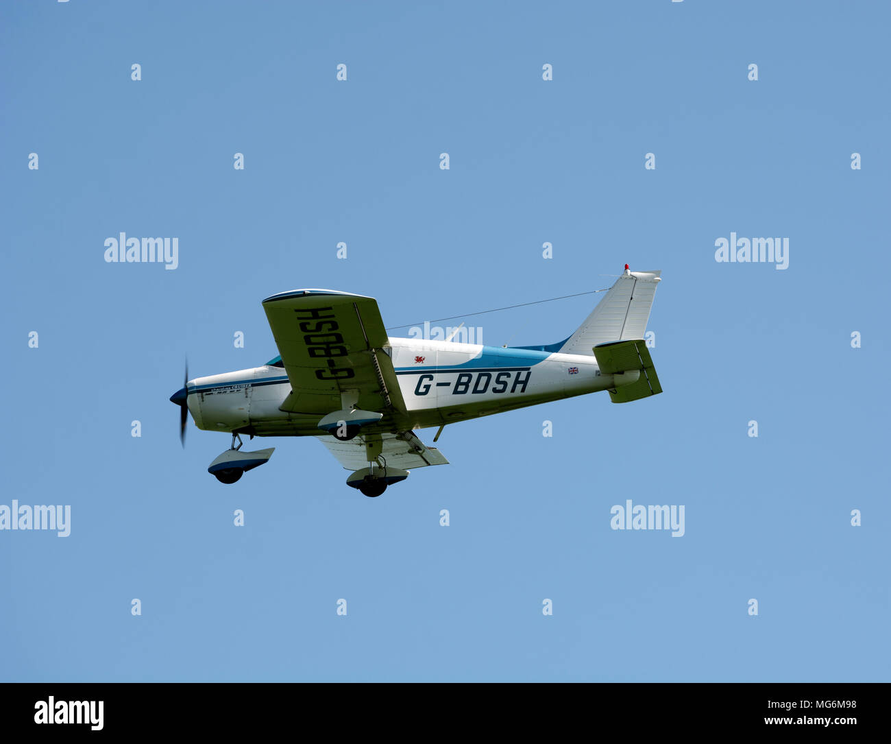Piper PA-28-140 Cherokee Cruiser at Wellesbourne Airfield, Warwickshire ...