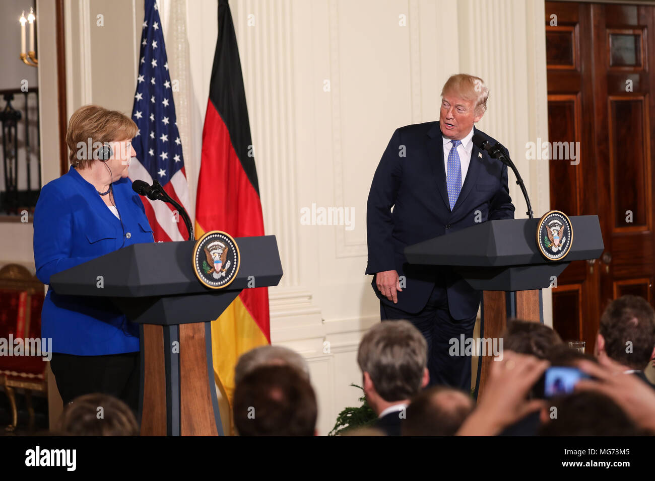 Donald trump and angela merkel hi-res stock photography and images - Alamy