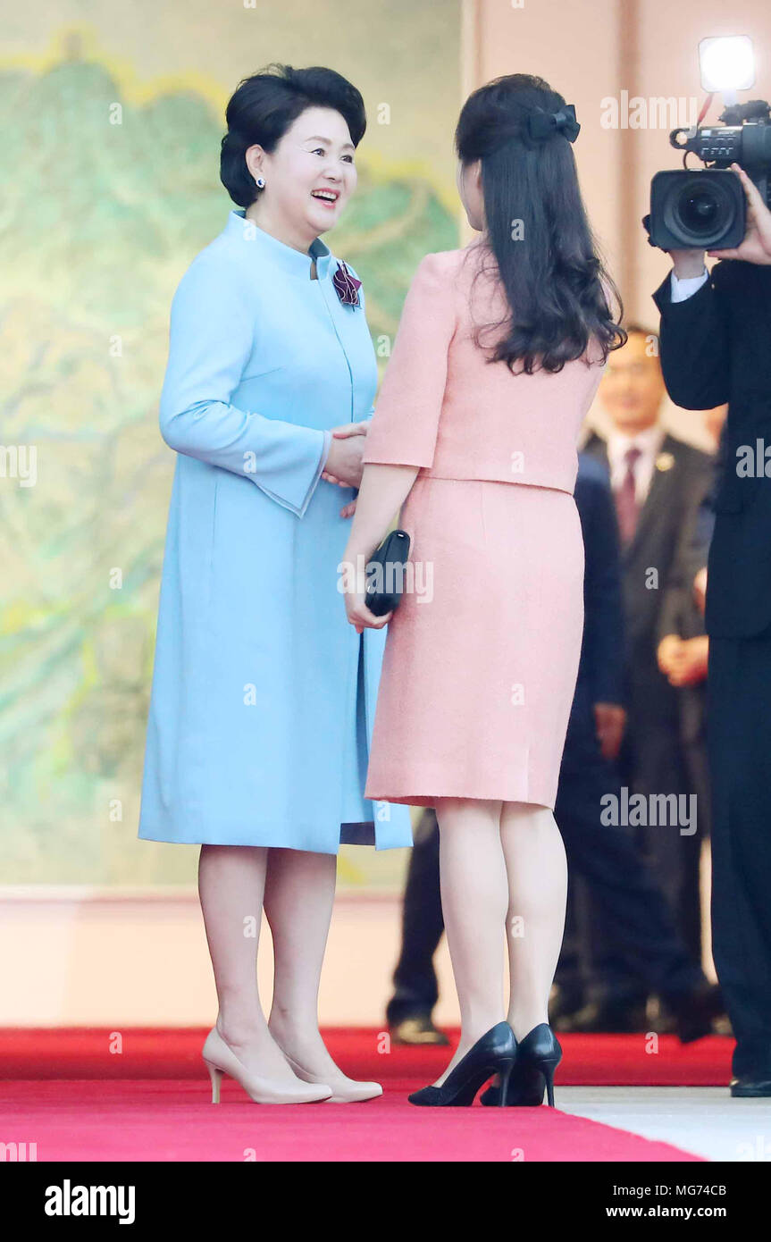 Seoul, South Korea, 27 April 2018. Kim Jung-Sook and Ri Sol-Ju, Apr 27 ...