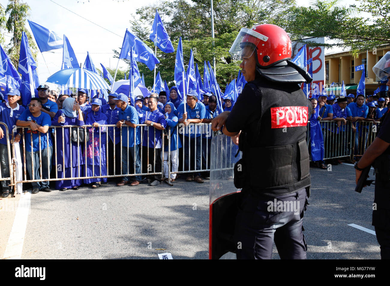 Kuala Terengganu, Malaysia 28th April 2018. Policeman during the ...