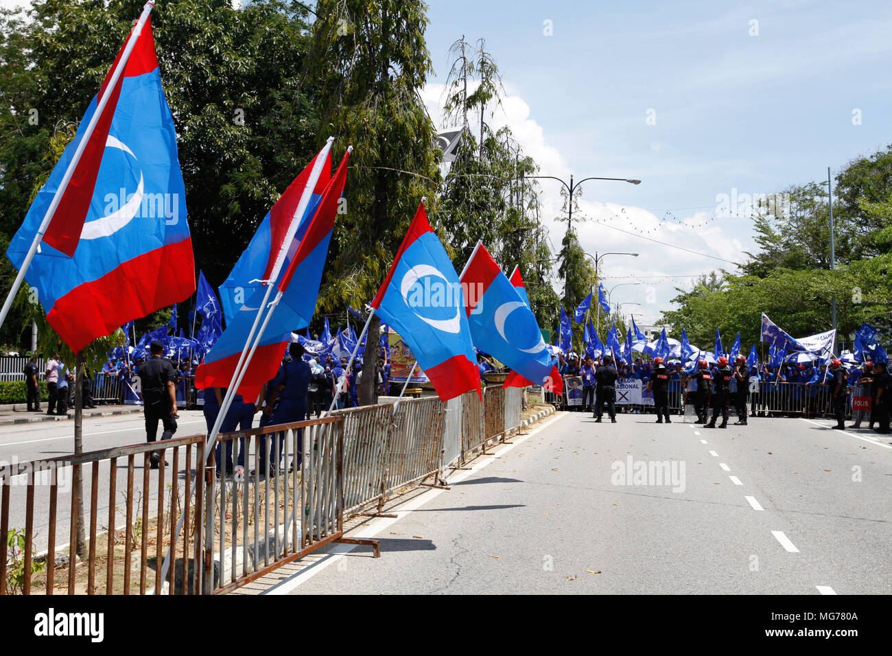 Kuala Terengganu, Malaysia 28th April 2018. A row of PKR flags at the ...